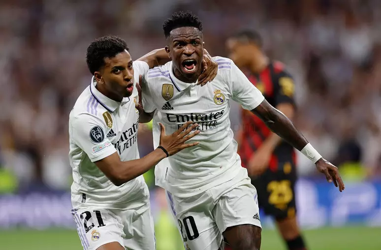 Rodrygo e Vinicius Jr aparecem na lista de JOGADORES MAIS VALIOSOS - Futebol 24 Horas